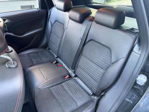 Black Mercedes-Benz B 200 2018 in Vilnius, with an engine capacity of 2.14 L and mileage of 214 thousand km for 7200 €, photo 7 on AUTOMOTO.COM.LV