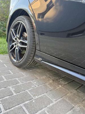 Black Mercedes-Benz B 200 2018 in Vilnius, with an engine capacity of 2.14 L and mileage of 214 thousand km for 7200 €, photo 11 on AUTOMOTO.COM.LV