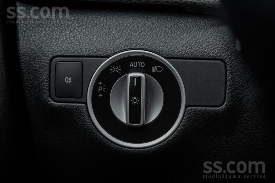 Melns Mercedes-Benz B 200 2019 Rīga, ar dzinēja tilpumu 2.00 L un nobraukumu 191 tūkst. km par 13450 €, foto 30 vietnē AUTOMOTO.COM.LV