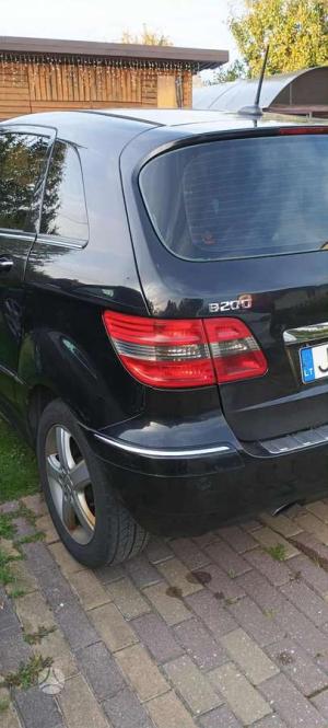 Black Mercedes-Benz B 200 2007 in Kaunas, with an engine capacity of 1.99 L and mileage of 250 thousand km for 1950 €, photo 11 on AUTOMOTO.COM.LV