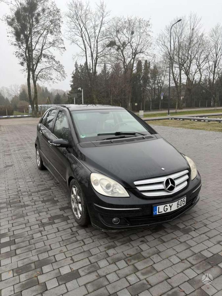 Melns Mercedes-Benz B 200 2007 Kauņa, ar dzinēja tilpumu 1.99 L un nobraukumu 245 tūkst. km par 1550 €, foto 1 vietnē AUTOMOTO.COM.LV