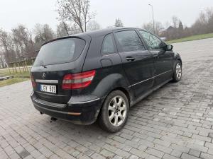 Melns Mercedes-Benz B 200 2007 Kauņa, ar dzinēja tilpumu 1.99 L un nobraukumu 245 tūkst. km par 1550 €, foto 5 vietnē AUTOMOTO.COM.LV
