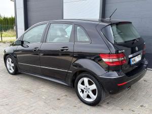 Black Mercedes-Benz B 200 2007 in Vilnius, with an engine capacity of 1.99 L and mileage of 274 thousand km for 1750 €, photo 4 on AUTOMOTO.COM.LV