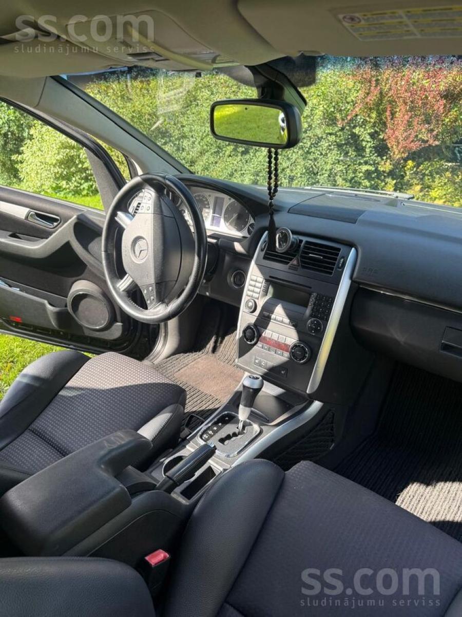 Melns Mercedes-Benz B 200 2007 Rīga, ar dzinēja tilpumu 2.00 L un nobraukumu 162 tūkst. km par 2660 €, foto 5 vietnē AUTOMOTO.COM.LV