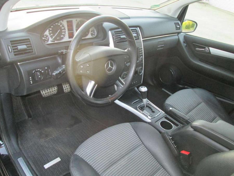 Melns Mercedes-Benz B 200 2008 Kelmė, ar dzinēja tilpumu 1.99 L un nobraukumu 241 tūkst. km par 2450 €, foto 9 vietnē AUTOMOTO.COM.LV