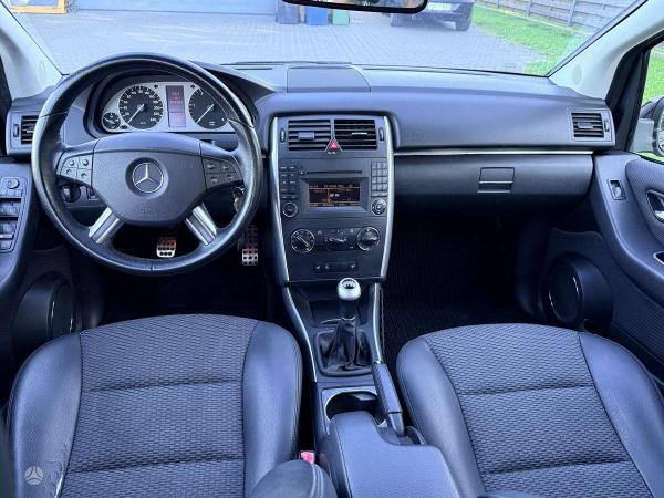 Melns Mercedes-Benz B 200 2011 Marijampole, ar dzinēja tilpumu 1.99 L un nobraukumu 191 tūkst. km par 3350 €, foto 9 vietnē AUTOMOTO.COM.LV