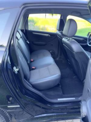 Melns Mercedes-Benz B 200 2011 Marijampole, ar dzinēja tilpumu 1.99 L un nobraukumu 191 tūkst. km par 3350 €, foto 13 vietnē AUTOMOTO.COM.LV