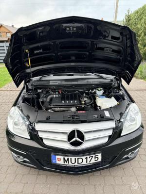 Melns Mercedes-Benz B 200 2011 Marijampole, ar dzinēja tilpumu 1.99 L un nobraukumu 191 tūkst. km par 3350 €, foto 19 vietnē AUTOMOTO.COM.LV