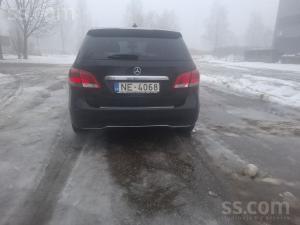 Melns Mercedes-Benz B 200 2018 Limbaži, ar dzinēja tilpumu 2.20 L un nobraukumu 280 tūkst. km par 11500 €, foto 5 vietnē AUTOMOTO.COM.LV