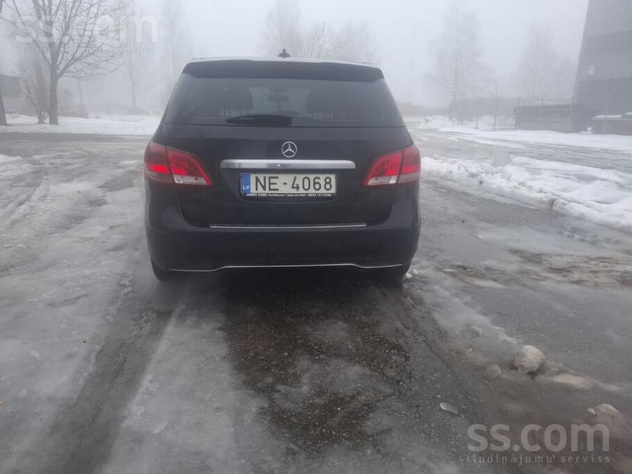 Melns Mercedes-Benz B 200 2018 Limbaži, ar dzinēja tilpumu 2.20 L un nobraukumu 280 tūkst. km par 11500 €, foto 5 vietnē AUTOMOTO.COM.LV