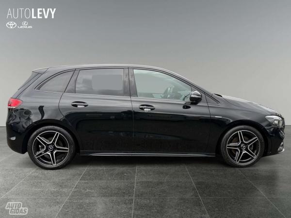 Melns Mercedes-Benz B 200 2022 Kauņa, ar dzinēja tilpumu 2.00 L un nobraukumu 45 tūkst. km par 31546 €, foto 7 vietnē AUTOMOTO.COM.LV