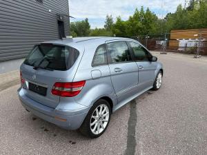 Zils Mercedes-Benz B 200 2007 Kauņa, ar dzinēja tilpumu 2.00 L un nobraukumu 231 tūkst. km par 1599 €, foto 5 vietnē AUTOMOTO.COM.LV