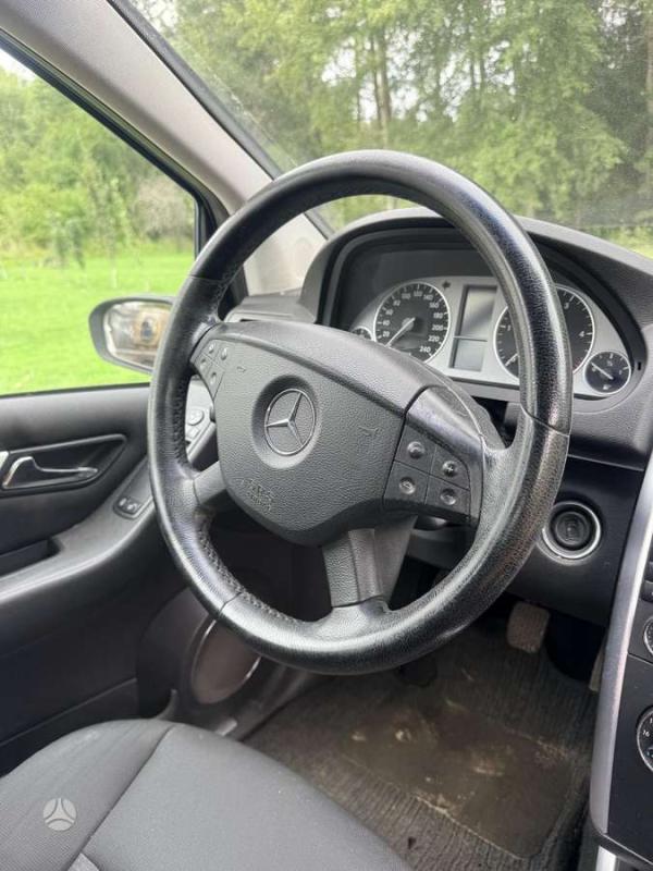 Blue Mercedes-Benz B 200 2007 in Birstonas, with an engine capacity of 1.99 L and mileage of 391 thousand km for 600 €, photo 3 on AUTOMOTO.COM.LV
