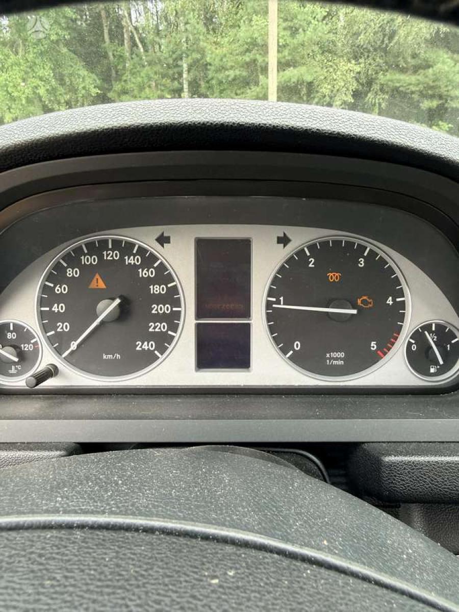 Blue Mercedes-Benz B 200 2007 in Birstonas, with an engine capacity of 1.99 L and mileage of 391 thousand km for 600 €, photo 12 on AUTOMOTO.COM.LV