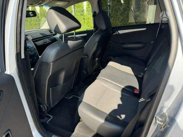 Mercedes-Benz B 200 2007 KauÅa vietnÄ Zils Mercedes-Benz B 200 2007 KauÅa, ar dzinÄja tilpumu 1.99 L un nobraukumu 388 tÅ«kst. km par 1200 ā¬, foto 8 vietnÄ AUTOMOTO.COM.LV