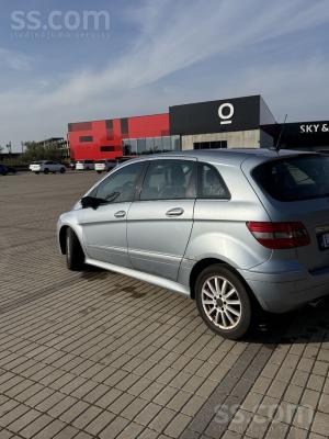 Zils Mercedes-Benz B 200 2007 Rīga, ar dzinēja tilpumu 2.00 L un nobraukumu 243 tūkst. km par 1500 €, foto 7 vietnē AUTOMOTO.COM.LV