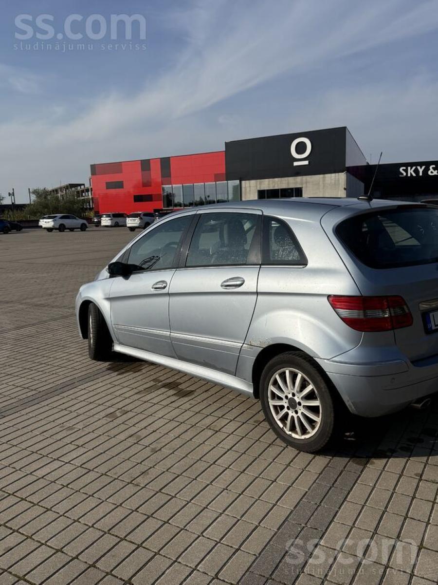 Zils Mercedes-Benz B 200 2007 Rīga, ar dzinēja tilpumu 2.00 L un nobraukumu 243 tūkst. km par 1500 €, foto 7 vietnē AUTOMOTO.COM.LV