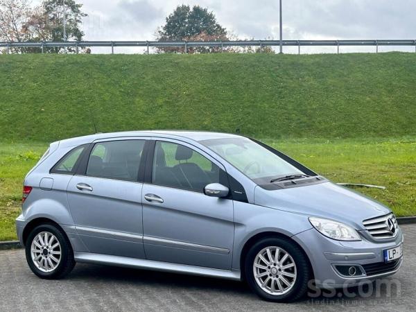 Blue Mercedes-Benz B 200 2007 in Riga, with an engine capacity of 2.00 L and mileage of 243 thousand km for 1850 €, photo 3 on AUTOMOTO.COM.LV
