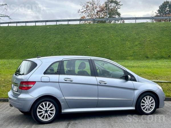 Blue Mercedes-Benz B 200 2007 in Riga, with an engine capacity of 2.00 L and mileage of 243 thousand km for 1850 €, photo 5 on AUTOMOTO.COM.LV