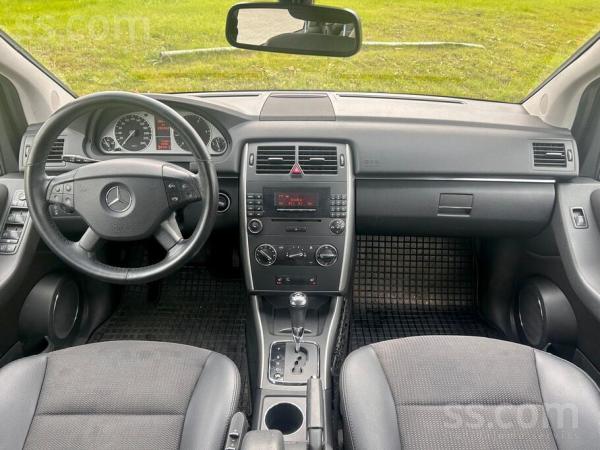 Blue Mercedes-Benz B 200 2007 in Riga, with an engine capacity of 2.00 L and mileage of 243 thousand km for 1850 €, photo 10 on AUTOMOTO.COM.LV