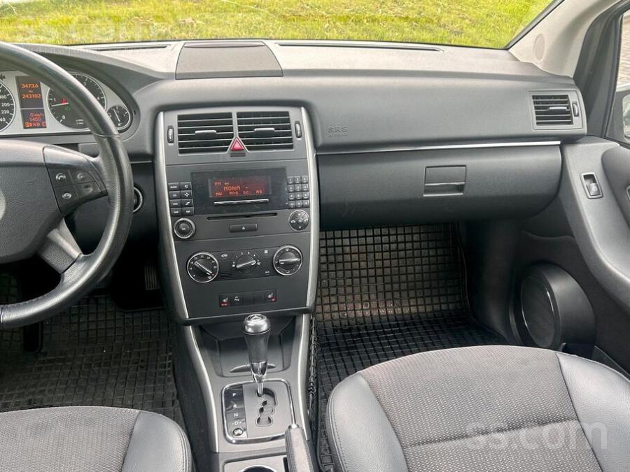 Zils Mercedes-Benz B 200 2007 Rīga, ar dzinēja tilpumu 2.00 L un nobraukumu 243 tūkst. km par 1850 €, foto 11 vietnē AUTOMOTO.COM.LV