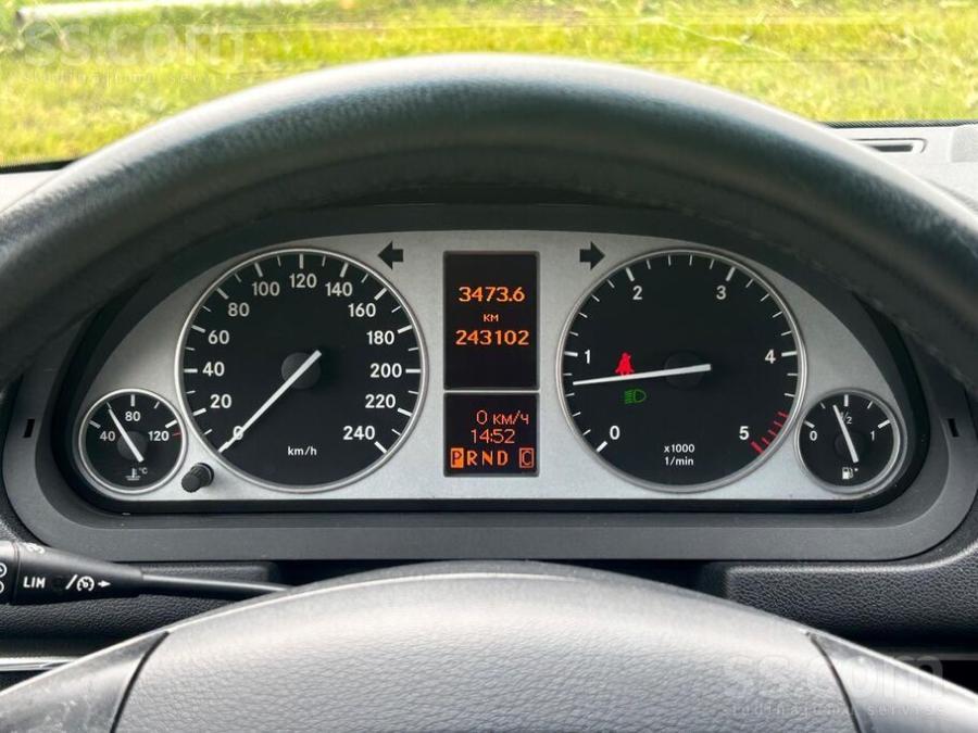 Zils Mercedes-Benz B 200 2007 Rīga, ar dzinēja tilpumu 2.00 L un nobraukumu 243 tūkst. km par 1850 €, foto 14 vietnē AUTOMOTO.COM.LV