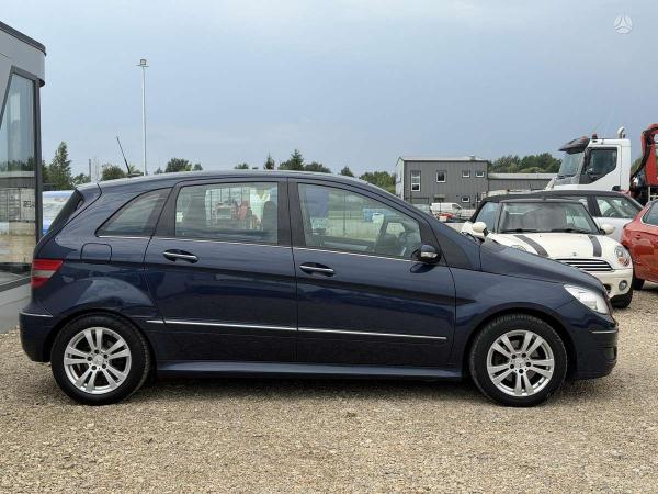 Zils Mercedes-Benz B 200 2005 Šauļi, ar dzinēja tilpumu 2.04 L un nobraukumu 222 tūkst. km par 1600 €, foto 4 vietnē AUTOMOTO.COM.LV