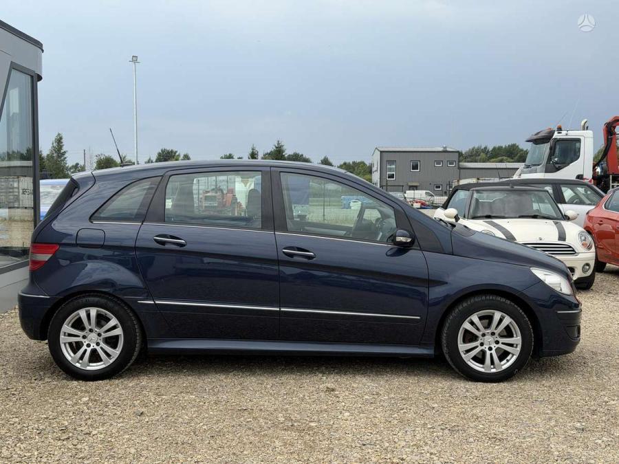 Zils Mercedes-Benz B 200 2005 Šauļi, ar dzinēja tilpumu 2.04 L un nobraukumu 222 tūkst. km par 1600 €, foto 5 vietnē AUTOMOTO.COM.LV