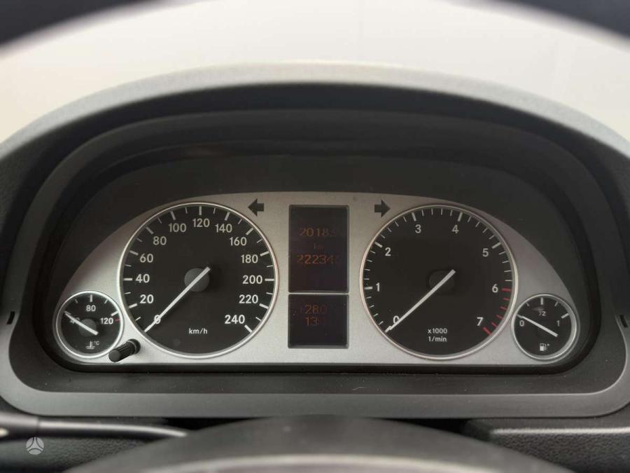 Zils Mercedes-Benz B 200 2005 Šauļi, ar dzinēja tilpumu 2.04 L un nobraukumu 222 tūkst. km par 1600 €, foto 18 vietnē AUTOMOTO.COM.LV