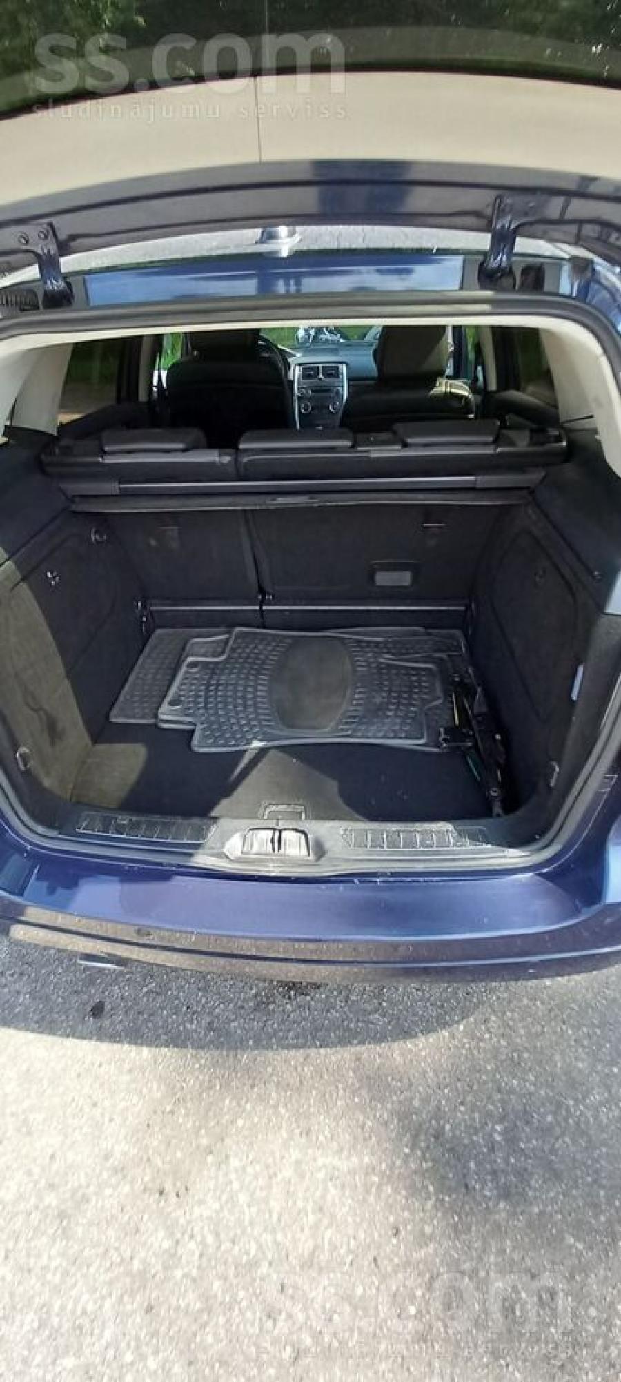 Blue Mercedes-Benz B 200 2007 in Tukums, with an engine capacity of 2.00 L and mileage of 290 thousand km for 1950 €, photo 5 on AUTOMOTO.COM.LV