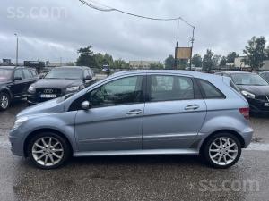 Mercedes-Benz B 200 2007 RÄ«ga vietnÄ Zils Mercedes-Benz B 200 2007 RÄ«ga, ar dzinÄja tilpumu 2.00 L un nobraukumu 0 tÅ«kst. km par 2790 ā¬, foto 1 vietnÄ AUTOMOTO.COM.LV