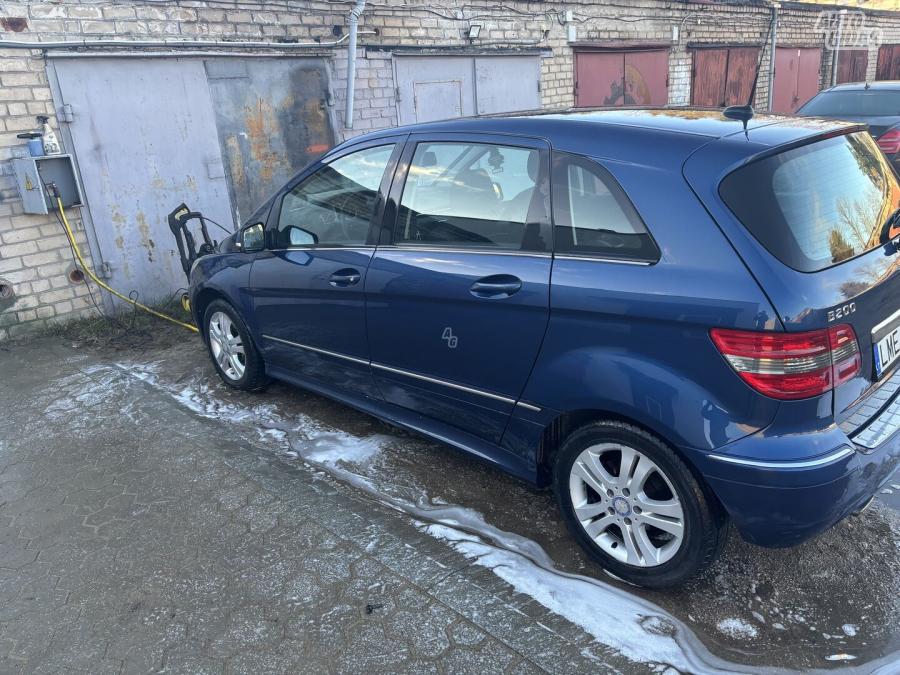 Zils Mercedes-Benz B 200 2008 Viļņa, ar dzinēja tilpumu 2.00 L un nobraukumu 380 tūkst. km par 1350 €, foto 11 vietnē AUTOMOTO.COM.LV