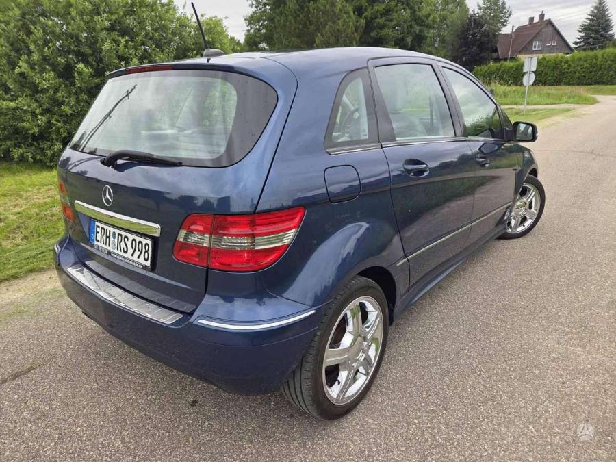 Zils Mercedes-Benz B 200 2008 Kaišiadorys, ar dzinēja tilpumu 1.99 L un nobraukumu 179 tūkst. km par 3550 €, foto 5 vietnē AUTOMOTO.COM.LV
