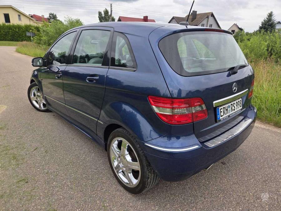 Zils Mercedes-Benz B 200 2008 Kaišiadorys, ar dzinēja tilpumu 1.99 L un nobraukumu 179 tūkst. km par 3550 €, foto 6 vietnē AUTOMOTO.COM.LV