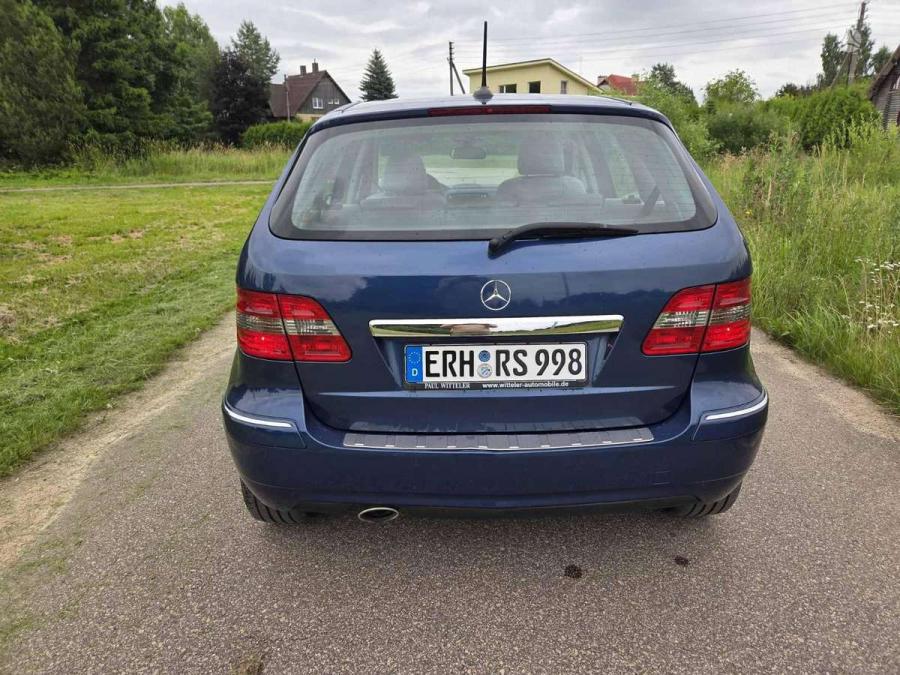 Zils Mercedes-Benz B 200 2008 Kaišiadorys, ar dzinēja tilpumu 1.99 L un nobraukumu 179 tūkst. km par 3550 €, foto 7 vietnē AUTOMOTO.COM.LV