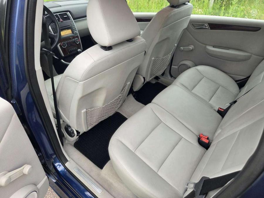 Zils Mercedes-Benz B 200 2008 Kaišiadorys, ar dzinēja tilpumu 1.99 L un nobraukumu 179 tūkst. km par 3550 €, foto 13 vietnē AUTOMOTO.COM.LV