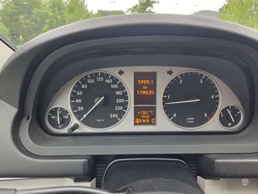 Zils Mercedes-Benz B 200 2008 Kaišiadorys, ar dzinēja tilpumu 1.99 L un nobraukumu 179 tūkst. km par 3550 €, foto 16 vietnē AUTOMOTO.COM.LV