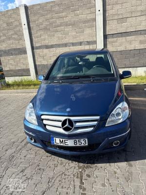 Zils Mercedes-Benz B 200 2008 Viļņa, ar dzinēja tilpumu 2.00 L un nobraukumu 380 tūkst. km par 1350 €, foto  vietnē AUTOMOTO.COM.LV
