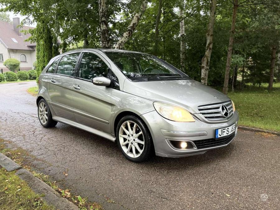 Brūns Mercedes-Benz B 200 2005 Plungė, ar dzinēja tilpumu 1.99 L un nobraukumu 300 tūkst. km par 1450 €, foto 1 vietnē AUTOMOTO.COM.LV