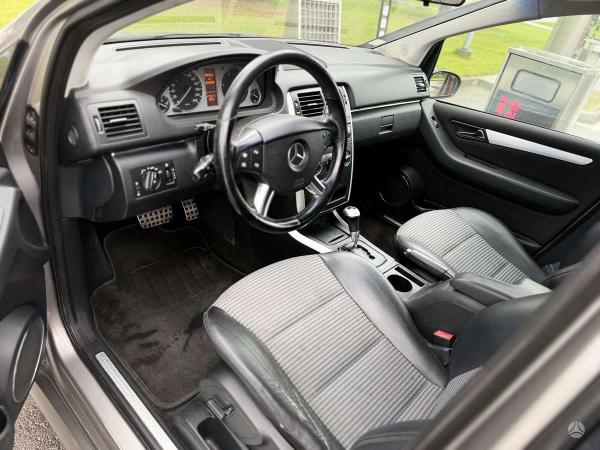 Brūns Mercedes-Benz B 200 2005 Plungė, ar dzinēja tilpumu 1.99 L un nobraukumu 300 tūkst. km par 1450 €, foto 7 vietnē AUTOMOTO.COM.LV