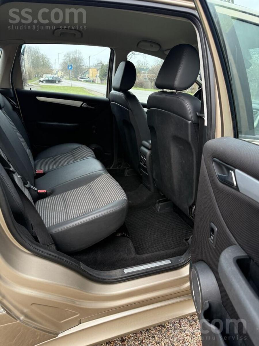 Brūns Mercedes-Benz B 200 2008 Ventspils, ar dzinēja tilpumu 2.00 L un nobraukumu 205 tūkst. km par 3300 €, foto 12 vietnē AUTOMOTO.COM.LV