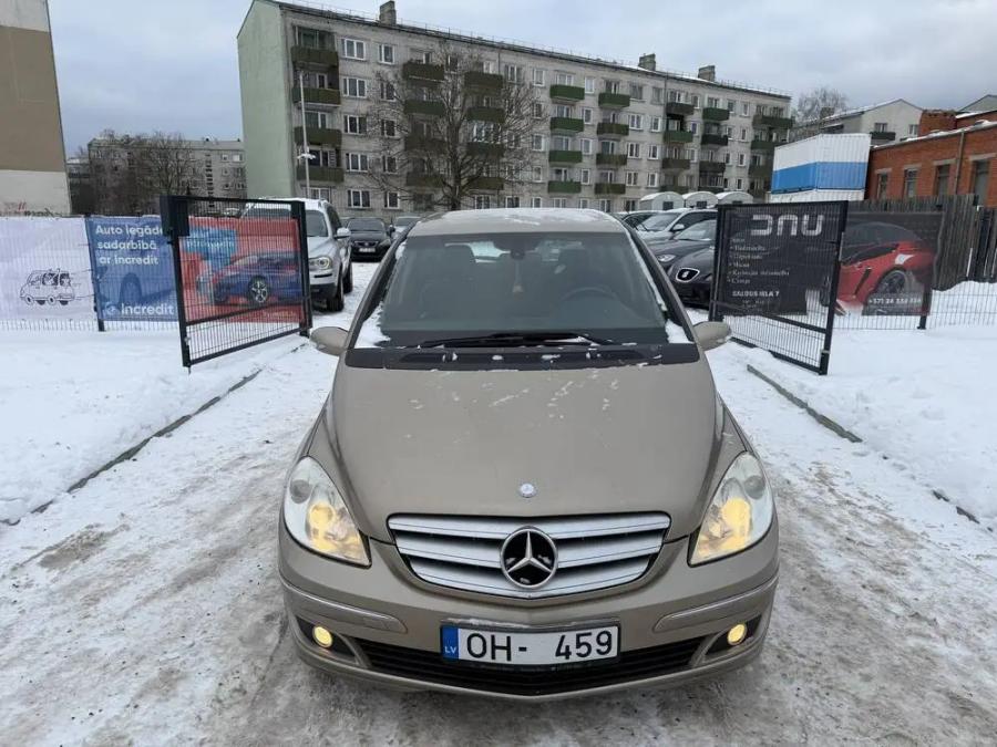Коричневый Мерседес Б 200 2008 в Вентспилс, объемом двигателя 2.00 л и пробегом 205 тыс. км за 2950 €, фото 3 на AUTOMOTO.COM.LV