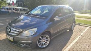 Brown Mercedes-Benz B 200 2009 in Riga, with an engine capacity of 1.90 L and mileage of 252 thousand km for 3100 €, photo  on AUTOMOTO.COM.LV