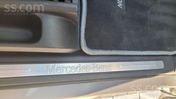 Brown Mercedes-Benz B 200 2009 in Riga, with an engine capacity of 1.90 L and mileage of 252 thousand km for 3100 €, photo 3 on AUTOMOTO.COM.LV
