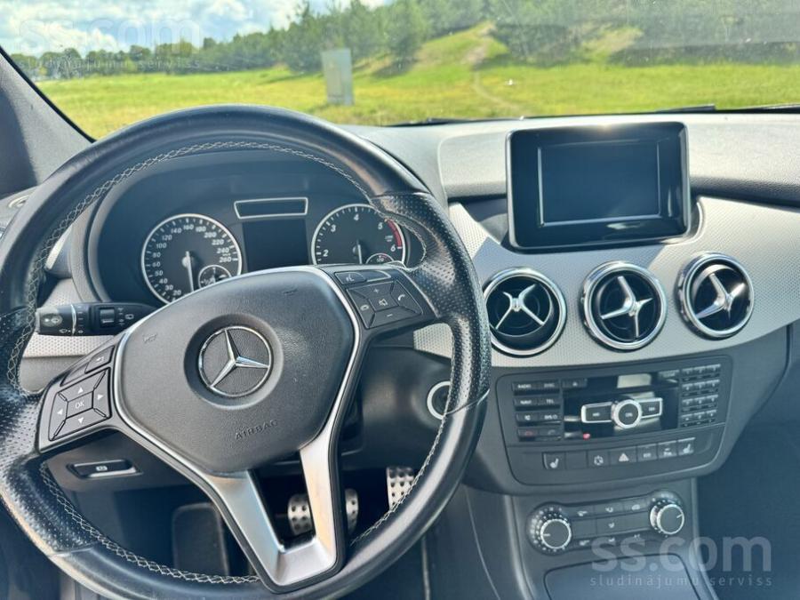 Brūns Mercedes-Benz B 200 2013 Rīga, ar dzinēja tilpumu 1.80 L un nobraukumu 241 tūkst. km par 7990 €, foto 8 vietnē AUTOMOTO.COM.LV