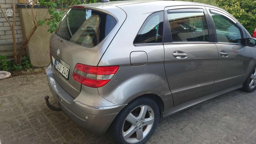 Brūns Mercedes-Benz B 200 2006 Šauļi, ar dzinēja tilpumu 1.99 L un nobraukumu 308 tūkst. km par 1230 €, foto 3 vietnē AUTOMOTO.COM.LV