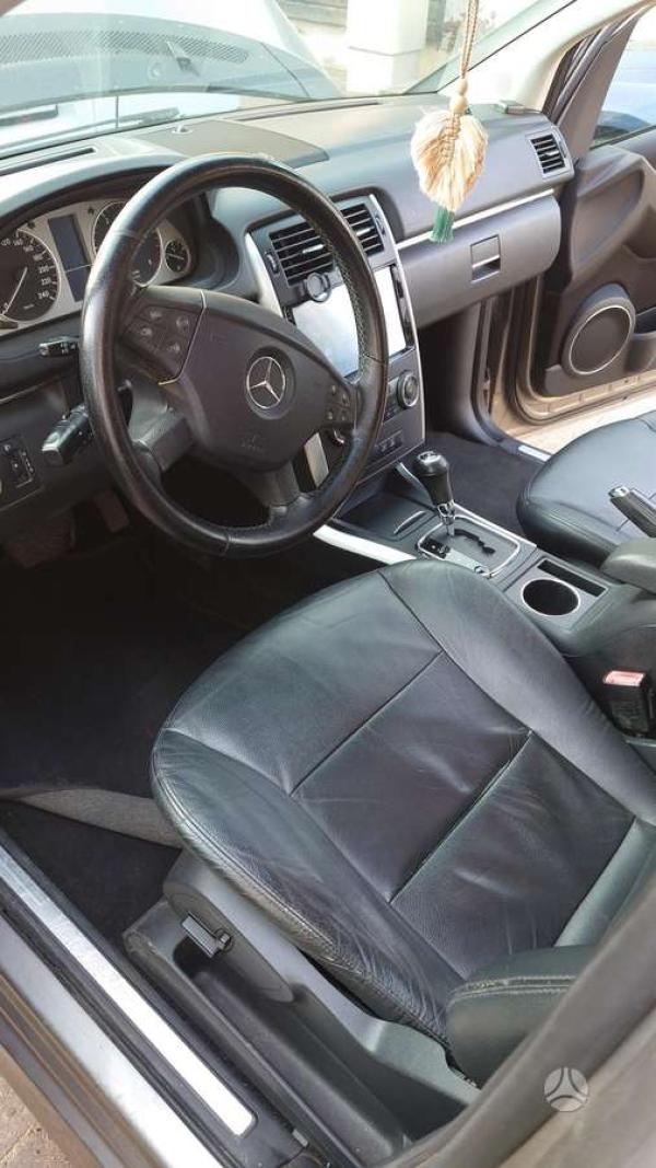 Mercedes-Benz B 200 2006 Šauļi vietnē Brūns Mercedes-Benz B 200 2006 Šauļi, ar dzinēja tilpumu 1.99 L un nobraukumu 308 tūkst. km par 1230 €, foto 8 vietnē AUTOMOTO.COM.LV