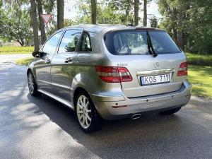 Brown Mercedes-Benz B 200 2008 in Vilnius, with an engine capacity of 1.99 L and mileage of 340 thousand km for 1999 €, photo 8 on AUTOMOTO.COM.LV