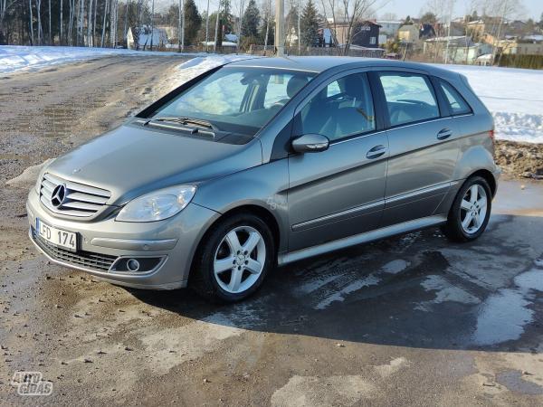 Pelēks Mercedes-Benz B 200 2005 Viļņa, ar dzinēja tilpumu 2.00 L un nobraukumu 229 tūkst. km par 1999 €, foto 1 vietnē AUTOMOTO.COM.LV