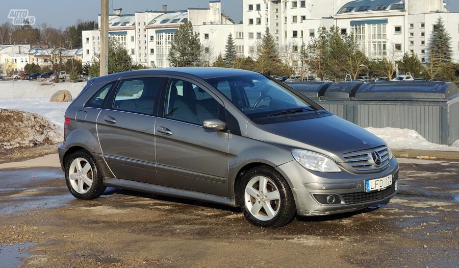 Grey Mercedes-Benz B 200 2005 in Vilnius, with an engine capacity of 2.00 L and mileage of 229 thousand km for 1999 €, photo 2 on AUTOMOTO.COM.LV